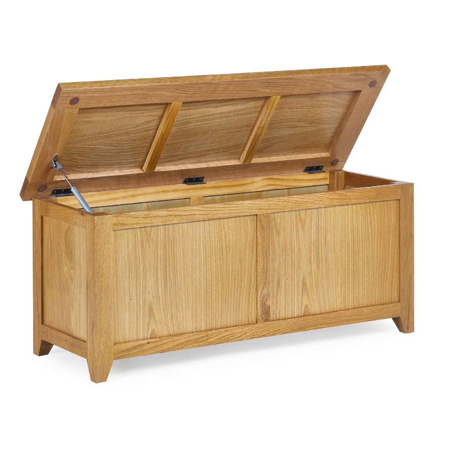 Mallory Oak Storage Bench/Blanket Box – Duck Barn Interiors